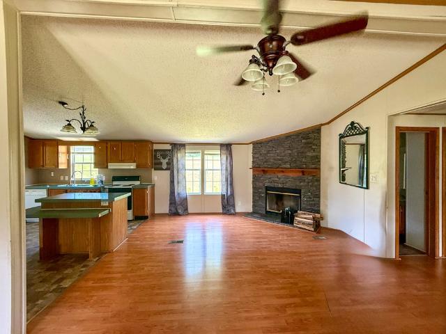268 Rural Retreat Lake Rd