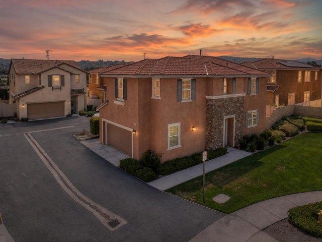 26944 Trestles Dr, Canyon Country, CA 91351