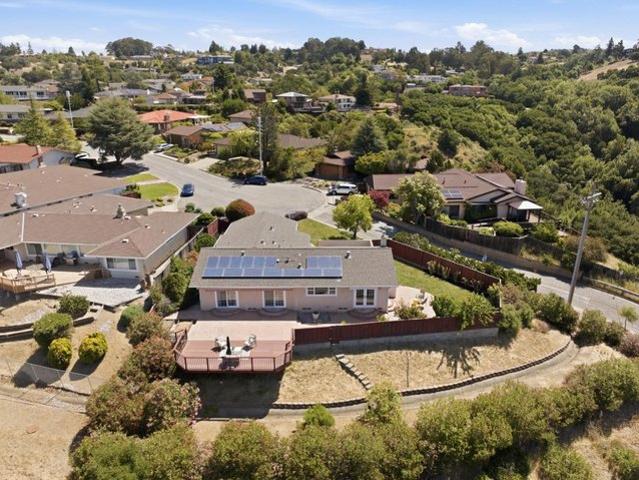 26945 Halifax Pl, Hayward, CA 94542