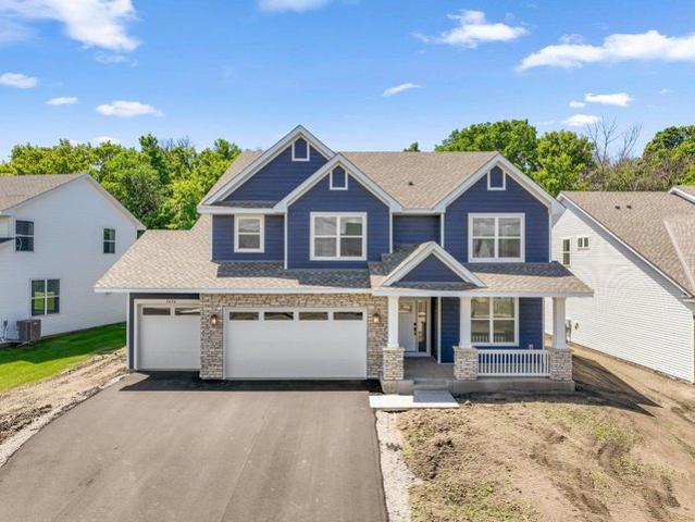 2694 Aspen Dr, Shakopee, MN 55379