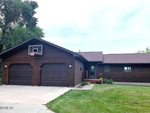2694 Chilson Point Dr, Grenville, SD 57239