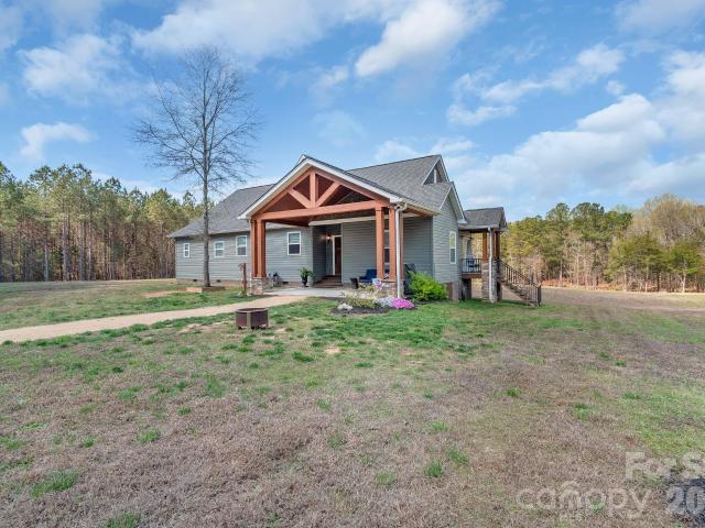 2695 Addison Road