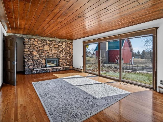 2695 Gaston Road