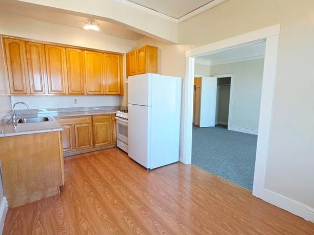 2695 Greenwich Street Studio Apartment for Rent at 2695 Greenwich St, San Francisco, CA 94123 Cow Hollow