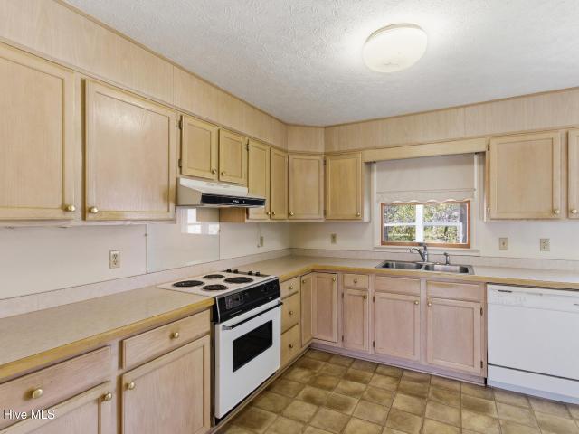 2695 Highway 70 Beaufort