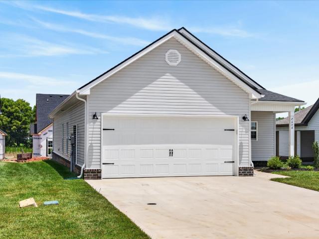 2696 Brewster Dr