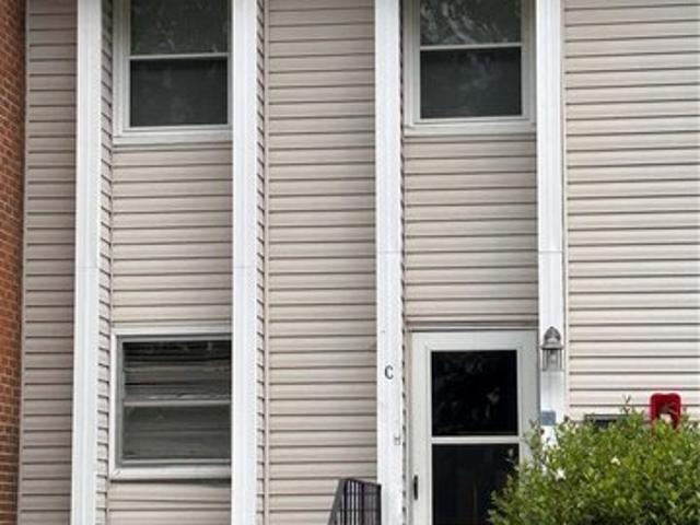 2696 Brigadoon Ln Apt C, Fayetteville, NC 28305