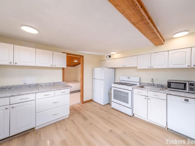 2696 Cottage Drive