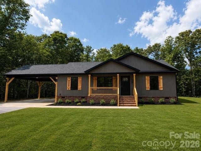 2697 Kendelwood Dr, Lancaster, SC 29720