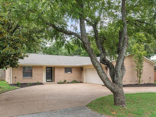 2697 Poplar Drive