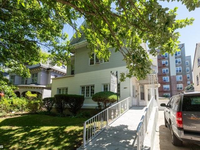2699 Bedford Ave, Brooklyn, NY 11210