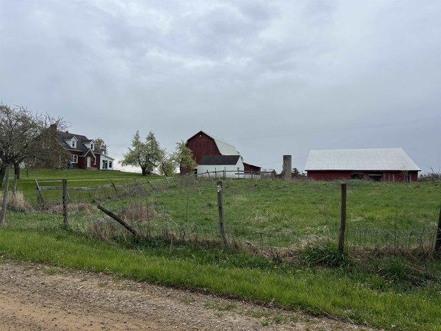 2699 Dutcher Rd, Gladwin, MI 48624