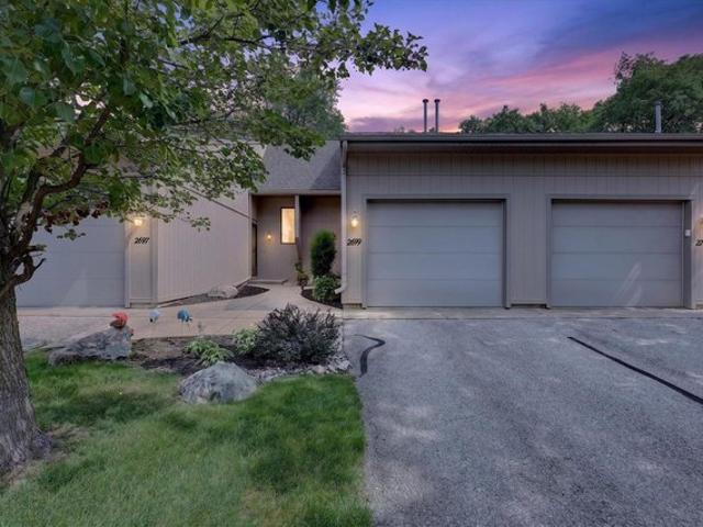 2699 Limestone Ln NE, Grand Rapids, MI 49525