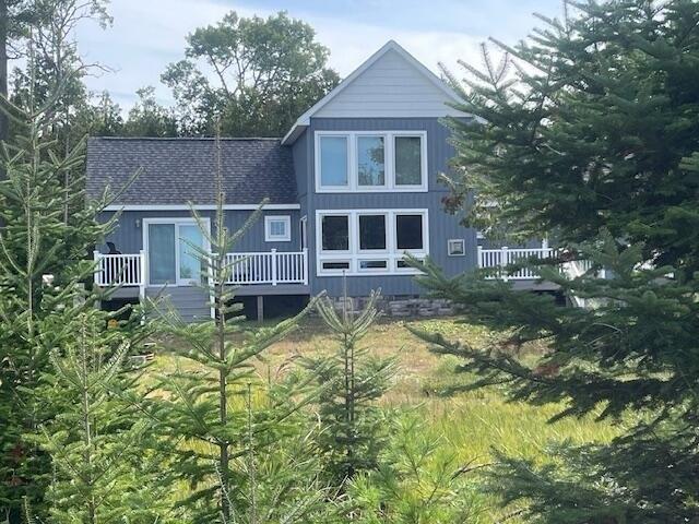 2699 Straits View Ln, Bois Blanc, MI 49775