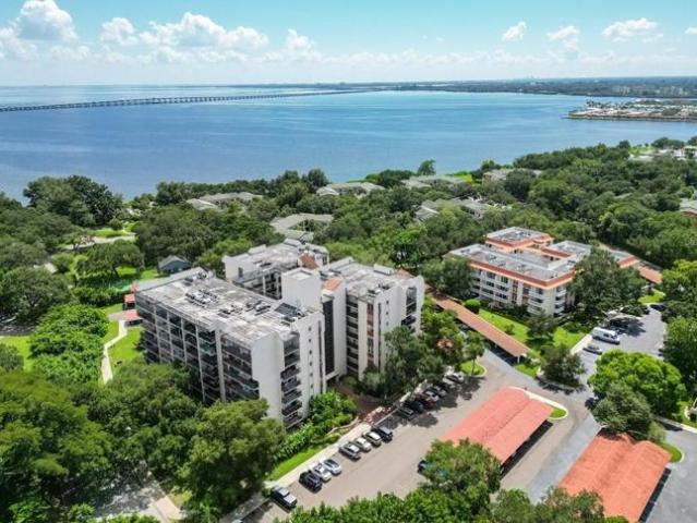 2699 Seville Blvd #101, Clearwater, FL 33764