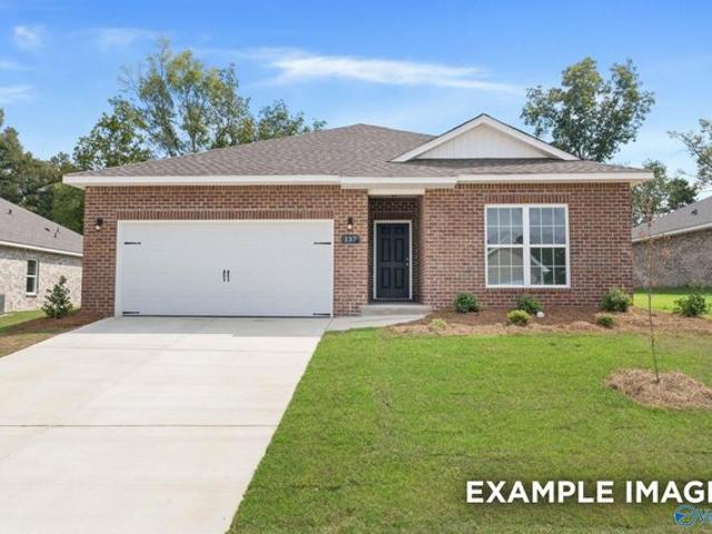 26904 Kyle Ln, Athens, AL 35613