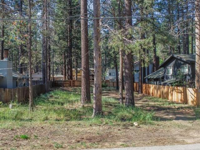2690 Muir Ln, South Lake Tahoe, CA 96150