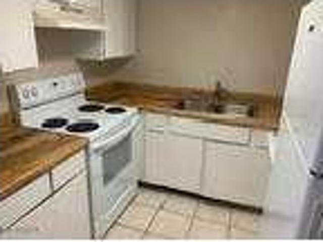 2690 N 43rd Ave #30C, Phoenix, AZ 85009