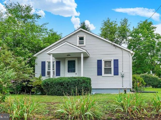 2690 Clearview Dr, York, PA 17404