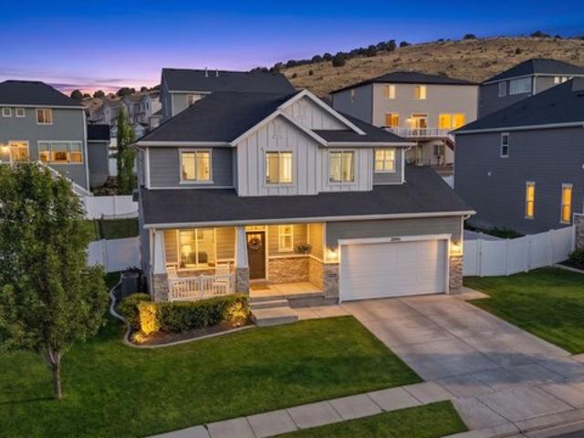2690 E White Birch Dr, Eagle Mountain, UT 84005