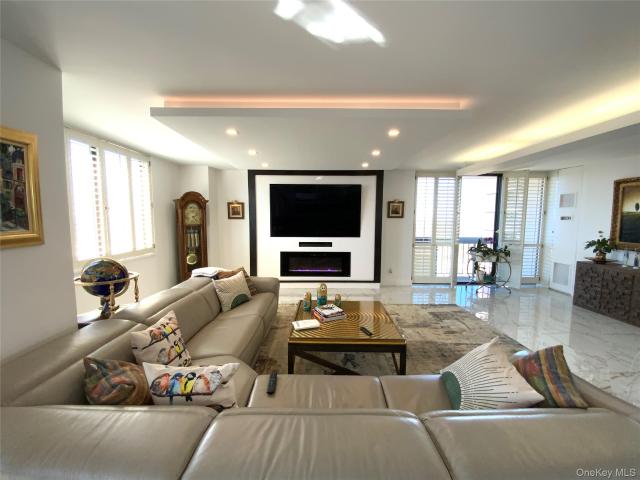 26910 Grand Central Parkway 21V