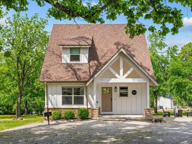 26915 Reel Ln, Shell Knob, MO 65747