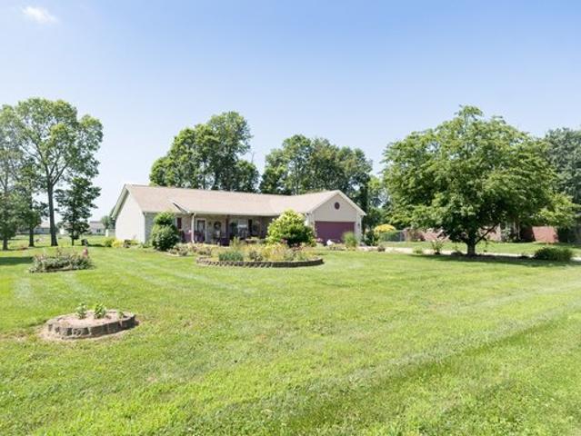 2691 E Annily Ct, Martinsville, IN 46151
