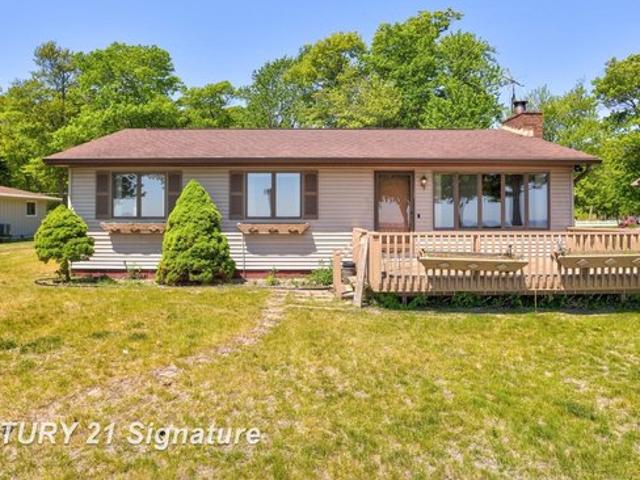 2691 S Rumsey Rd, Au Gres, MI 48703
