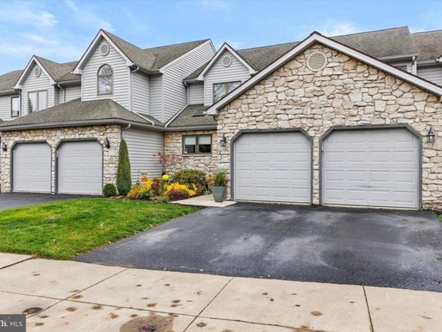 2692 Fairway Dr Unit 2692, York, PA 17402