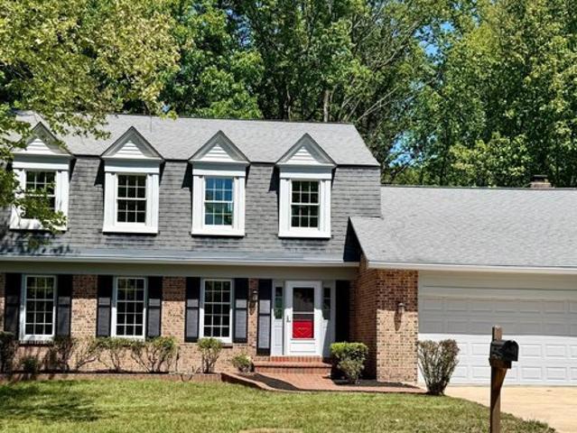 2692 Glencroft Rd, Vienna, VA 22181