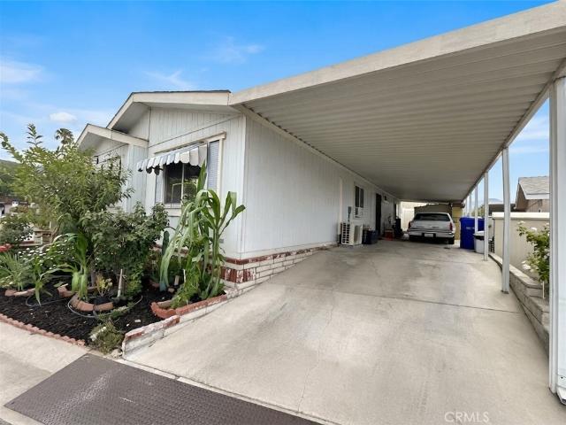 2692 Highland 66