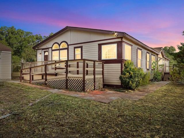 269 County Road 4374, Decatur, TX 76234