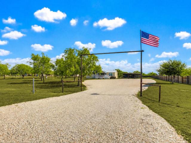 269 Callihan Rd