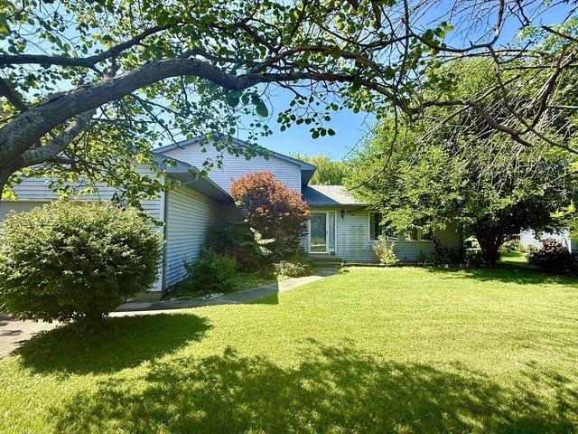 269 Brookside Dr, Paw, IL 61353