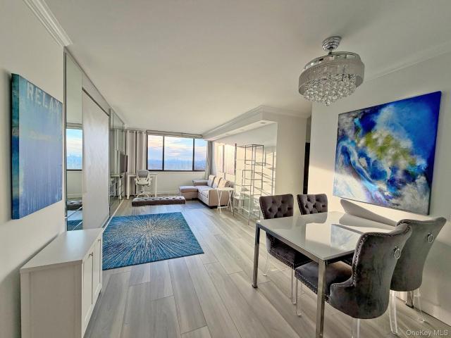 269 Grand Central Parkway, Unit 18C | Compass