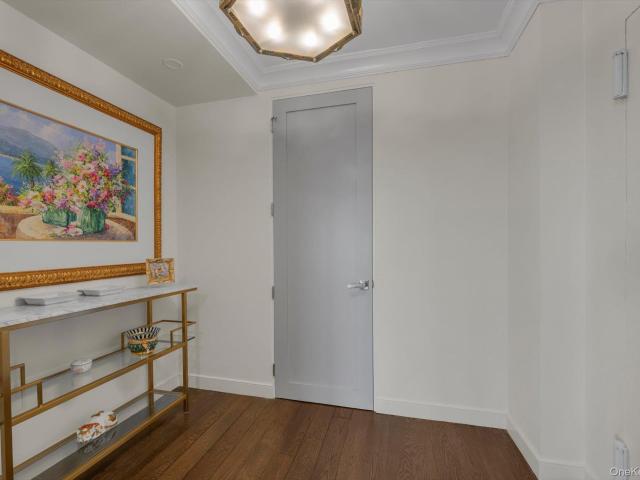 269 Grand Central Parkway, Unit 30V | Compass