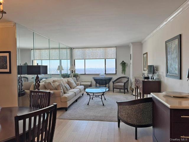269 Grand Central Parkway, Unit 31P | Compass
