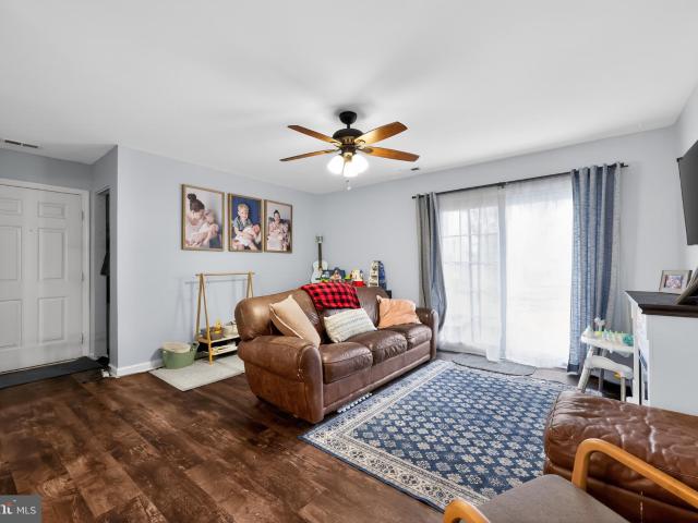 269 Everly Ct, Mount Laurel, NJ 08054 | MLS #NJBL2107