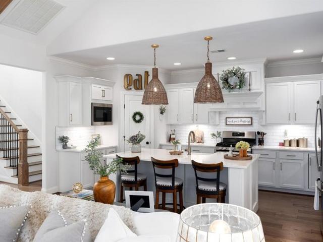 269 Kinross Cir, Pelham, AL 35124