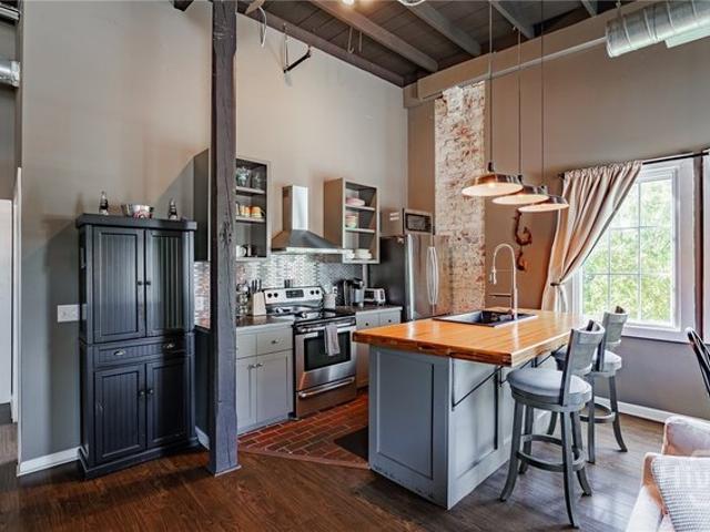 269 N Hull St Apt 212, Athens, GA 30601