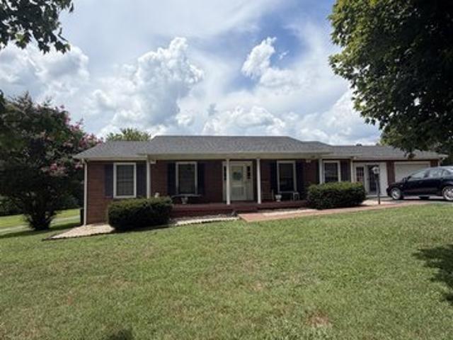 269 Slim Island Rd, Bowling Green, KY 42101