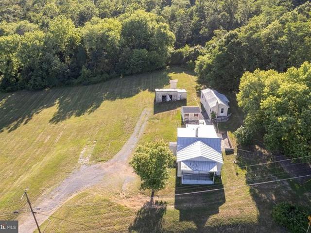 269 Poorhouse Rd, Winchester, VA 22603