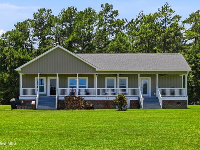 269 W Wh Conway Ln, Hubert, NC 28539