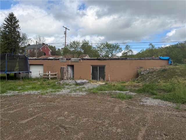 269 Thompson Rd