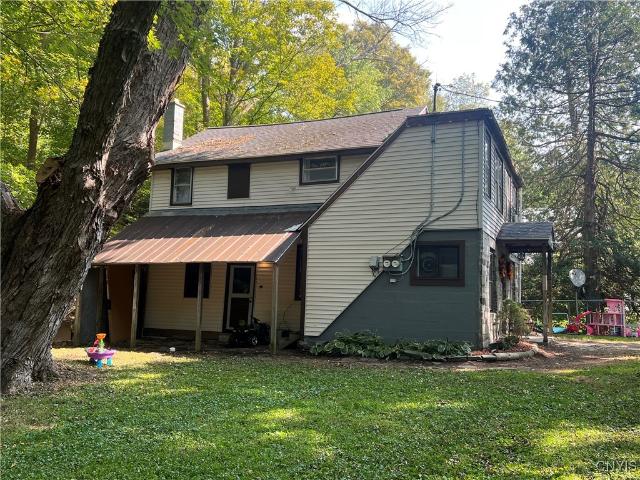 26 1/2 W Center Street