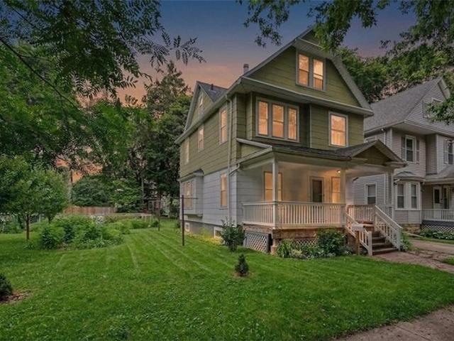 26 32 Lenox St, Rochester, NY 14611