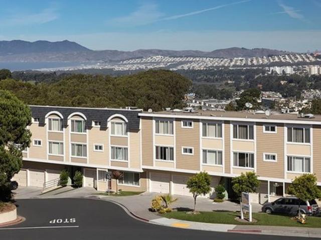 26 Terrace View Ct, Daly City, CA 94015
