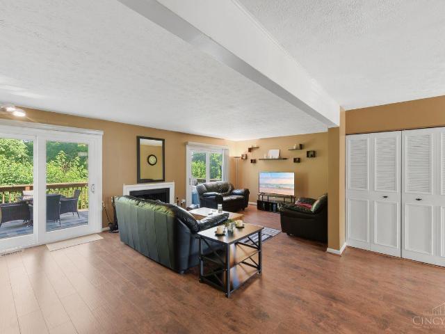 26 Twin Lakes Drive