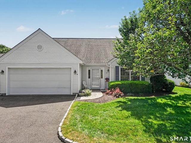 26 Village Ct Unit 26, Wilton, CT 06897