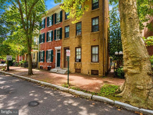 26 W Union Street